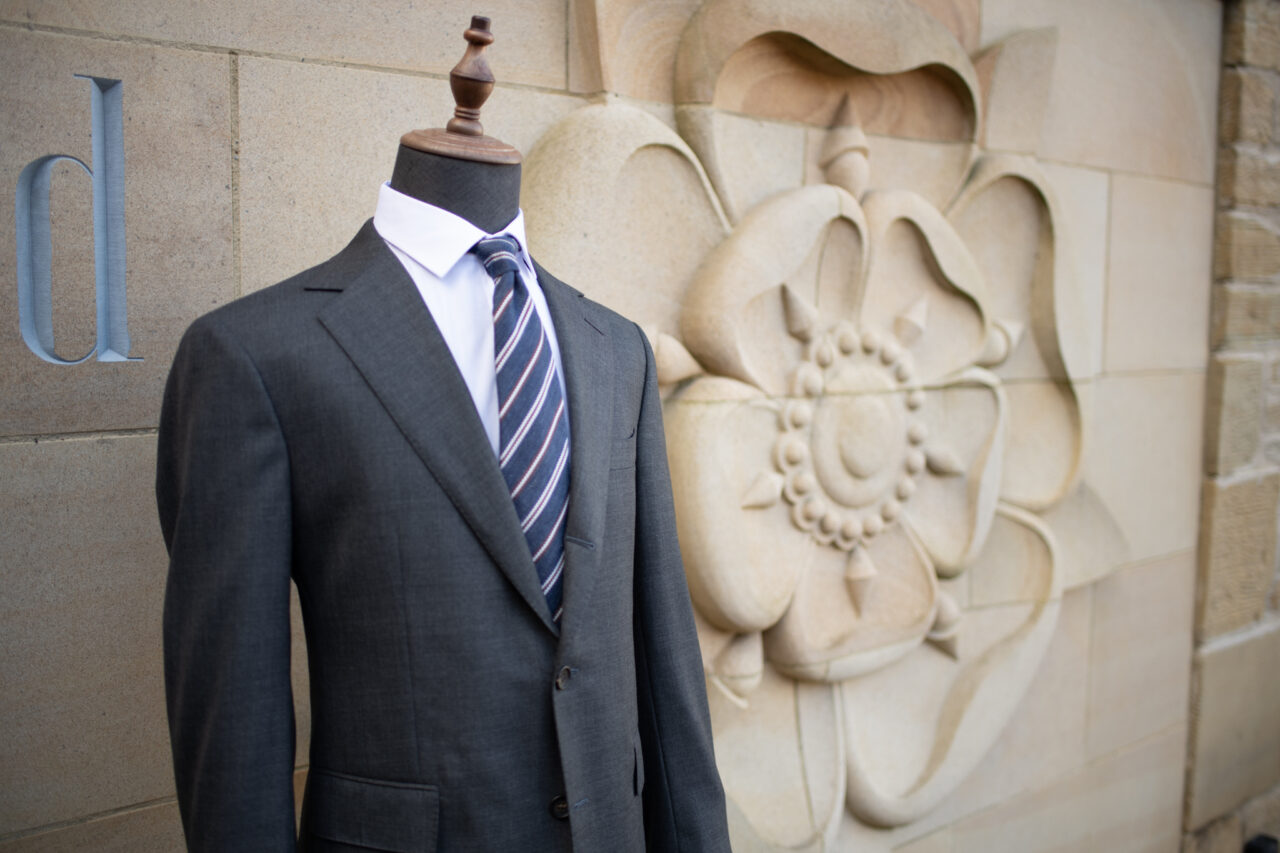 Huddersfield Cloth Textiles | Luxury English Cloth | Suit Fabric Suppliers